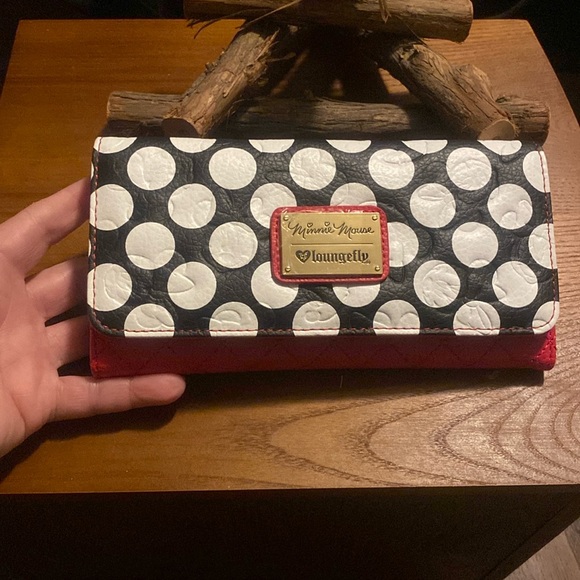 Loungefly | Bags | Loungefly Disney Mickey Minnie Mouse Balloon Wallet ...